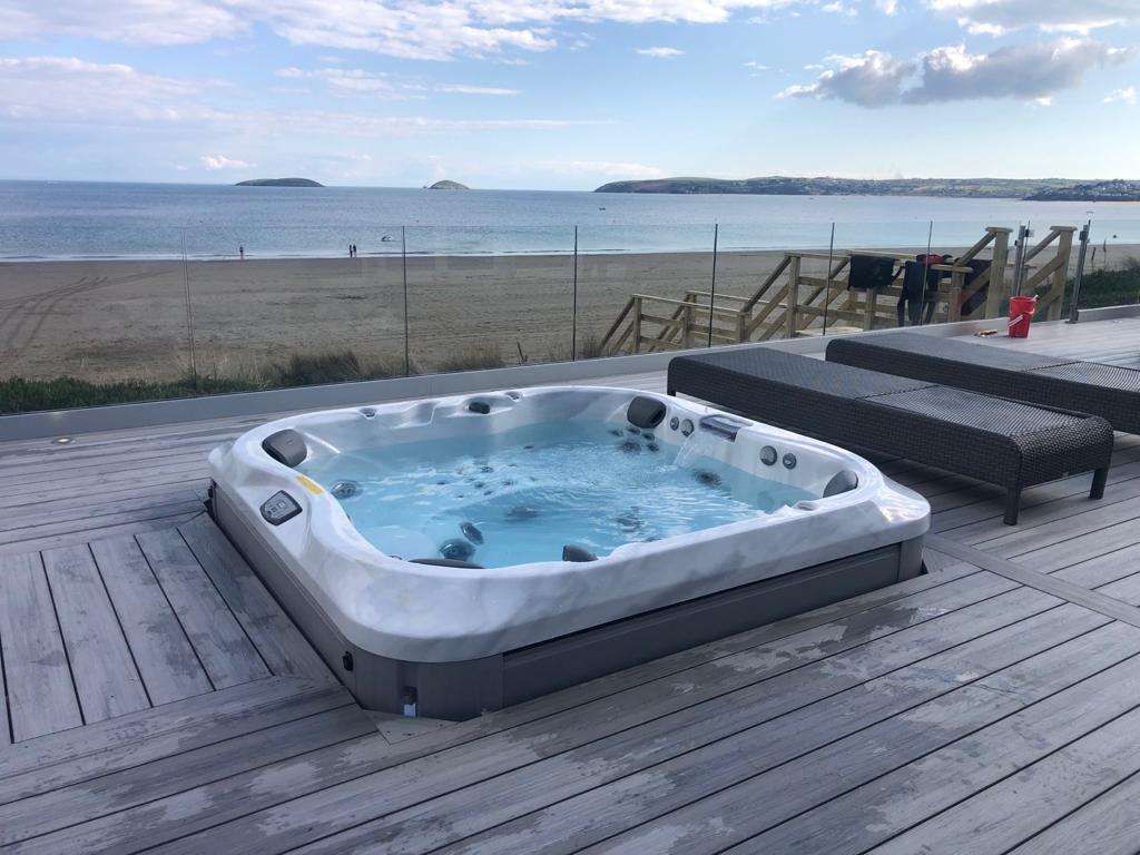 Jacuzzi Hot Tubs – Official Retailer for North Wales | Concept Spa®